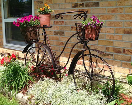 29 Mind-Blowing Bicycle Planter Ideas For Your Garden or On-The-Go ...