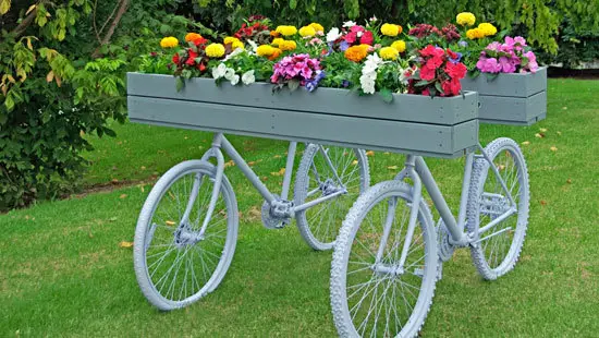 29 Mind-Blowing Bicycle Planter Ideas For Your Garden or On-The-Go ...